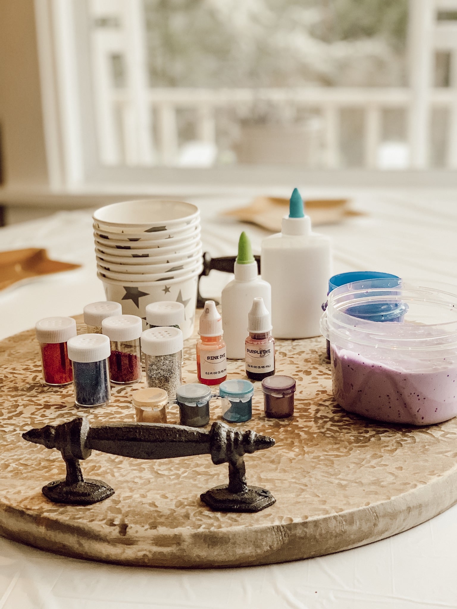 No Mess Kids Party - Easy Slime Recipe – Hallstrom Home