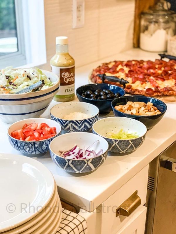 Family Pizza Night at Home – Hallstrom Home