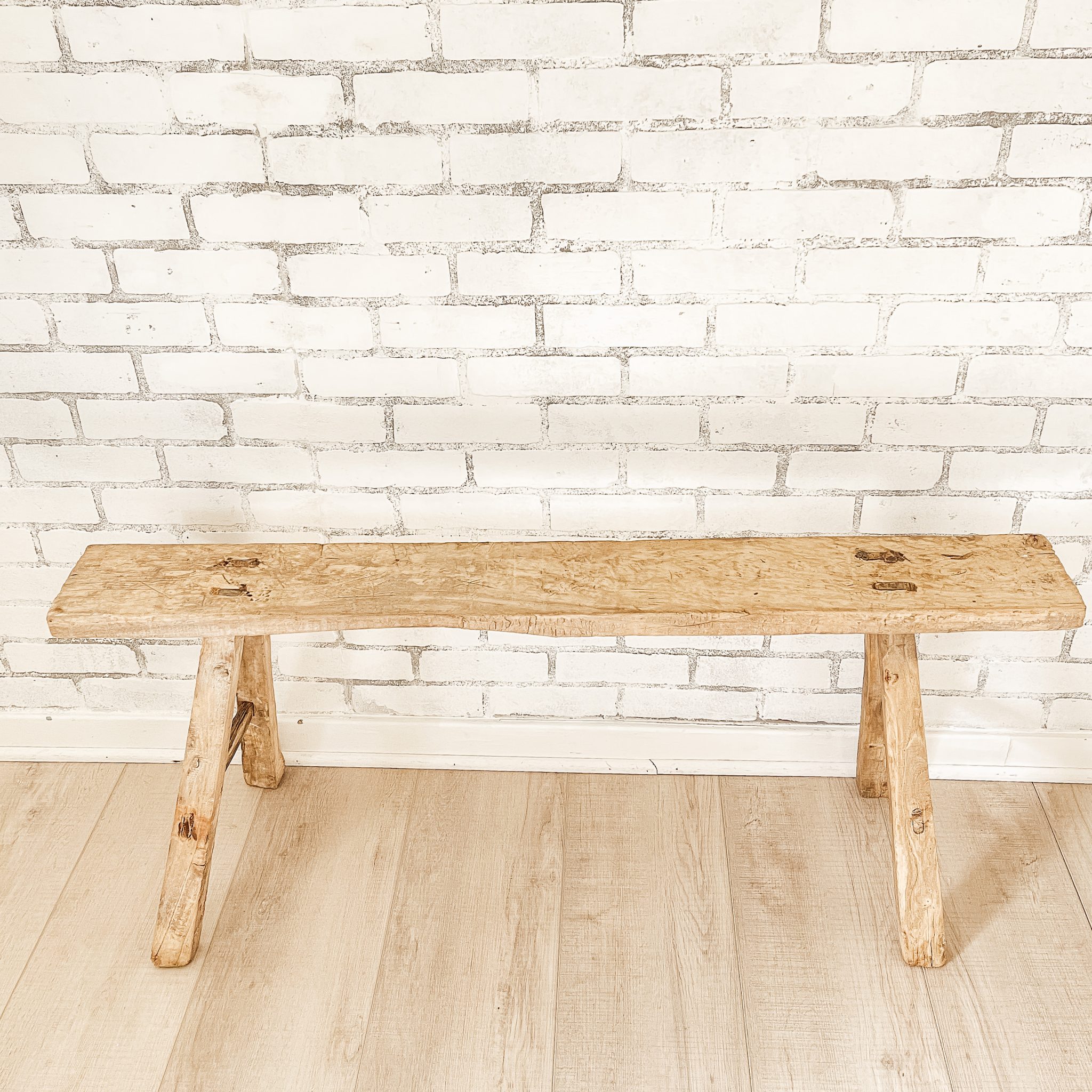 Farmhouse Style Benches – Hallstrom Home